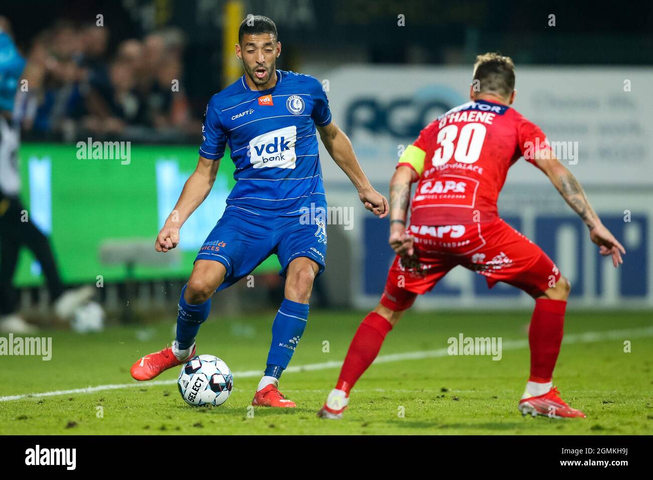 Tarik tissoudali kristof dhaene hi-res stock photography and images - Alamy