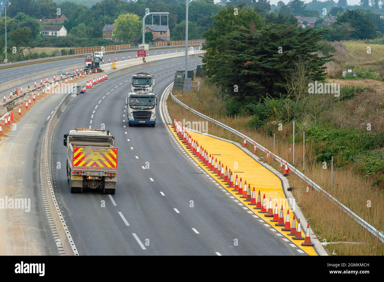 All lanes running motorway hi-res stock photography and images - Alamy