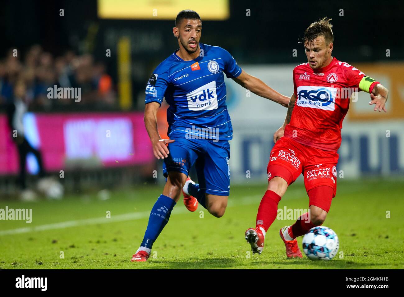 Tarik tissoudali kristof dhaene hi-res stock photography and images - Alamy