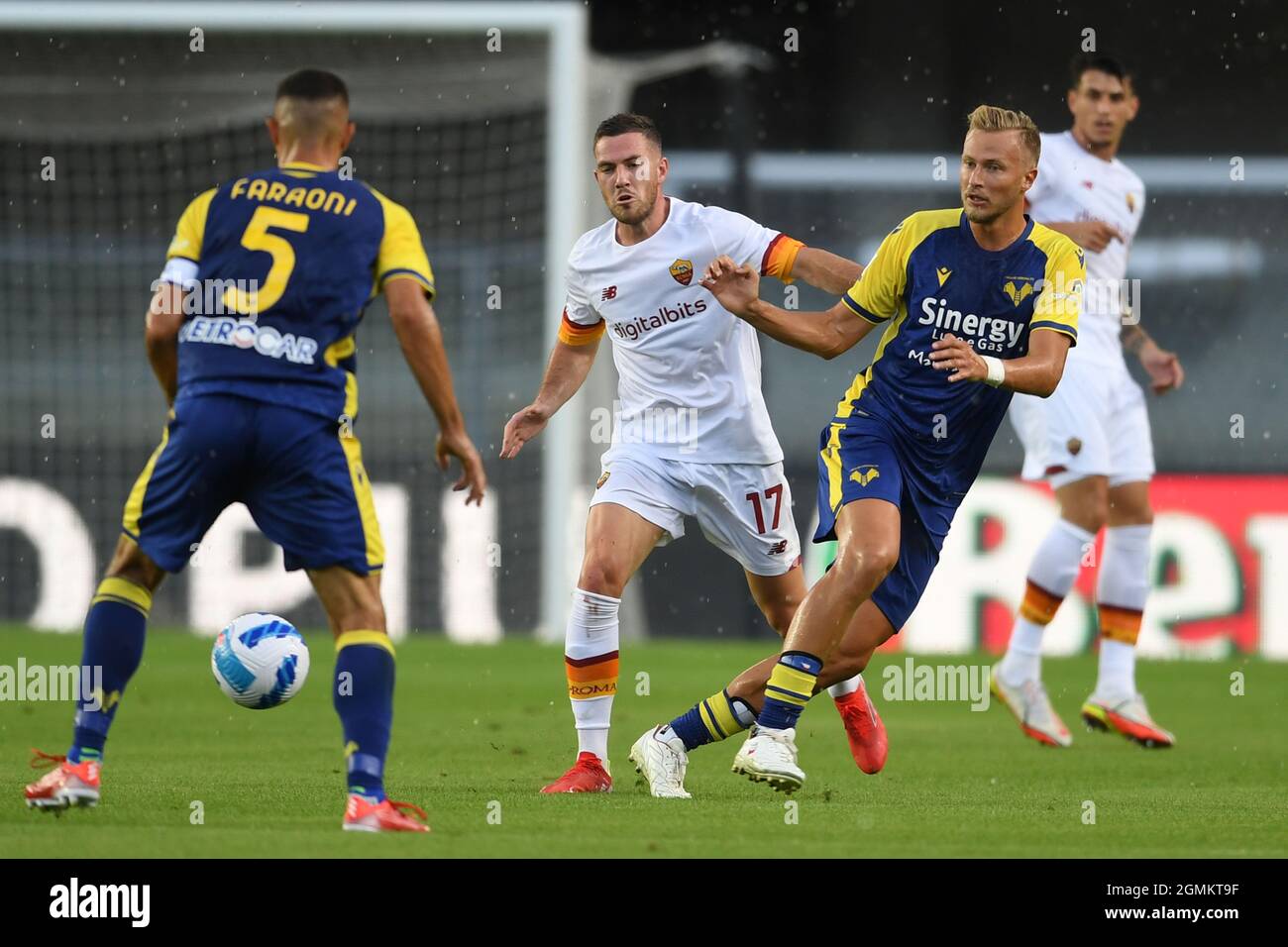 Jordan Veretout (Roma)Antonin Barak (Hellas Verona) during the Italian "Serie A" match between ...