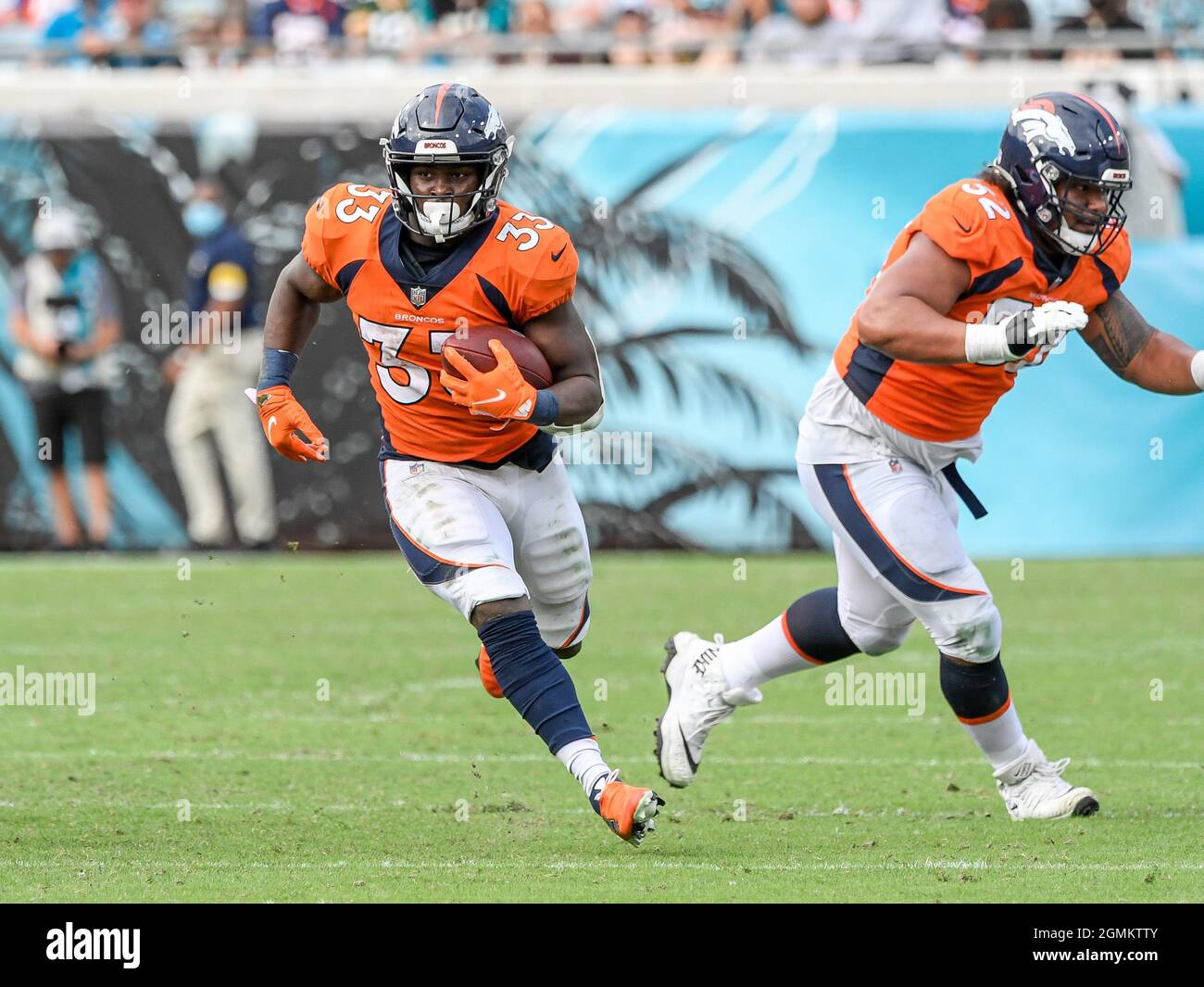 September 19, 2021 - Jacksonville, FL, U.S: Denver Broncos running back ...