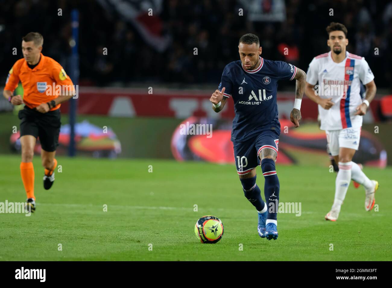 Paris, France. 20th Sep, 2021. PSG Forward NEYMAR in action during the ...
