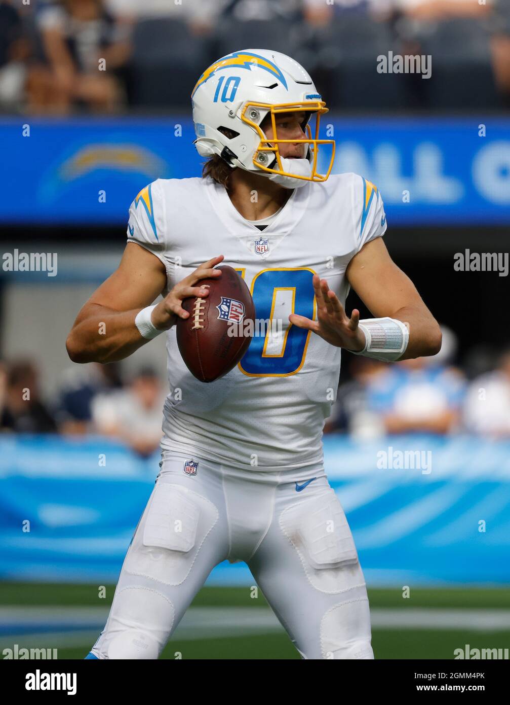 September 19, 2021 Los Angeles Chargers quarterback Justin Herbert (10 ...