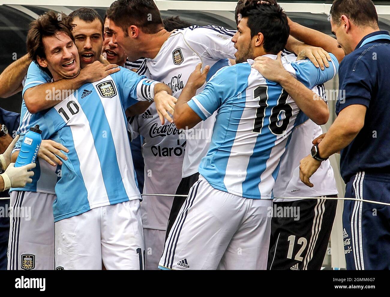 Lionel messi goal celebration hi-res stock photography and images - Alamy
