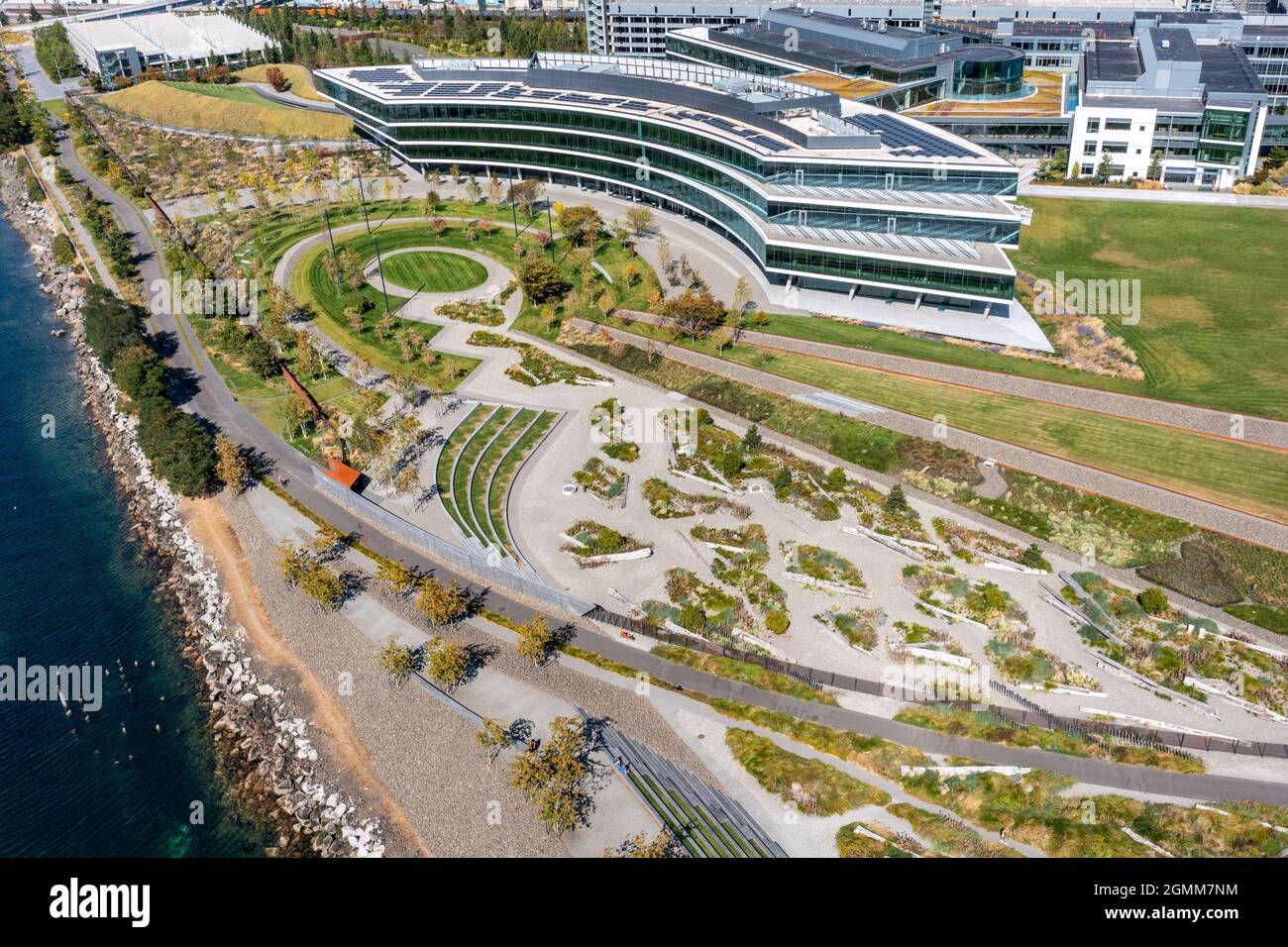 Expedia office hi-res stock photography and images - Alamy