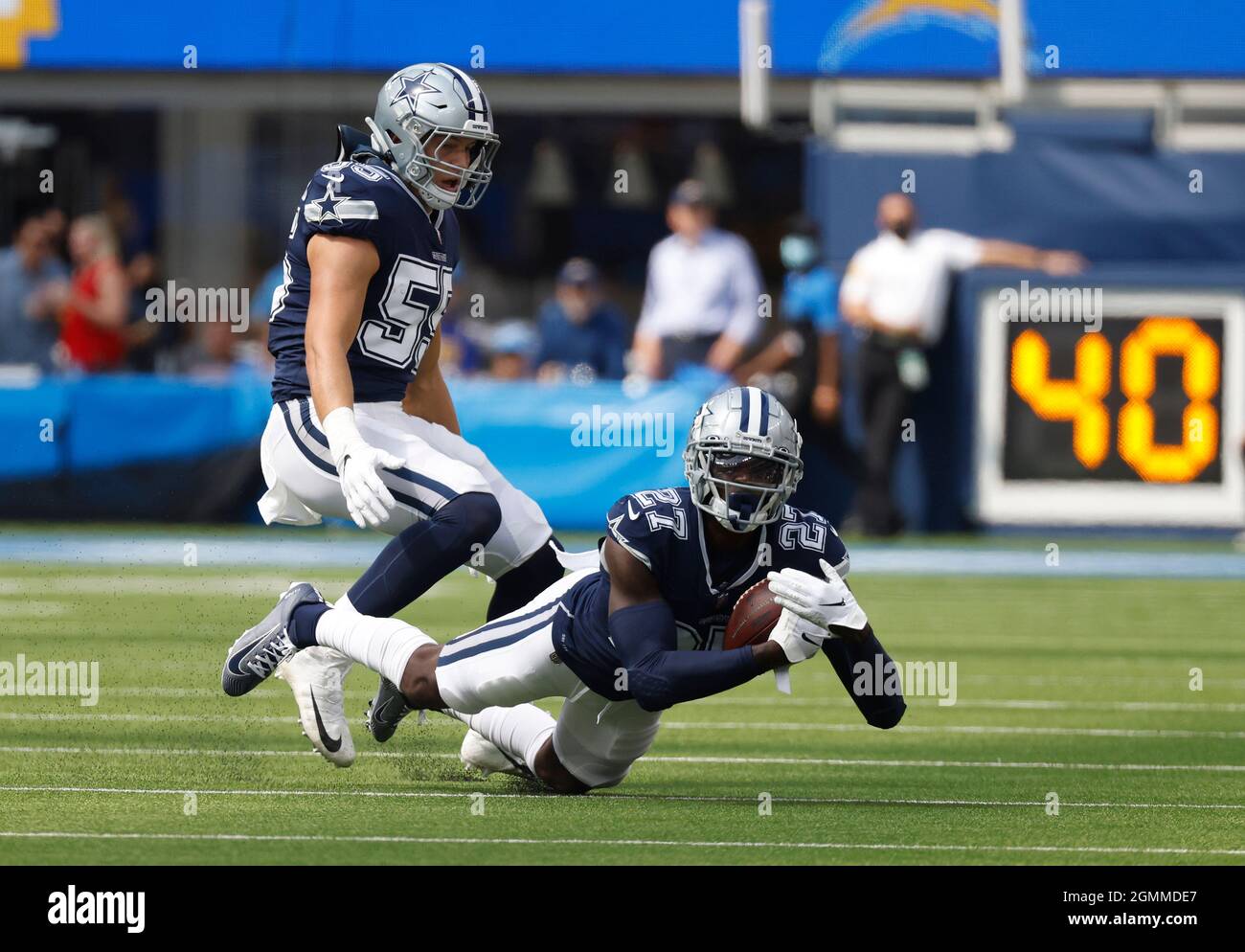 Dallas cowboys stadium flag hi-res stock photography and images - Alamy