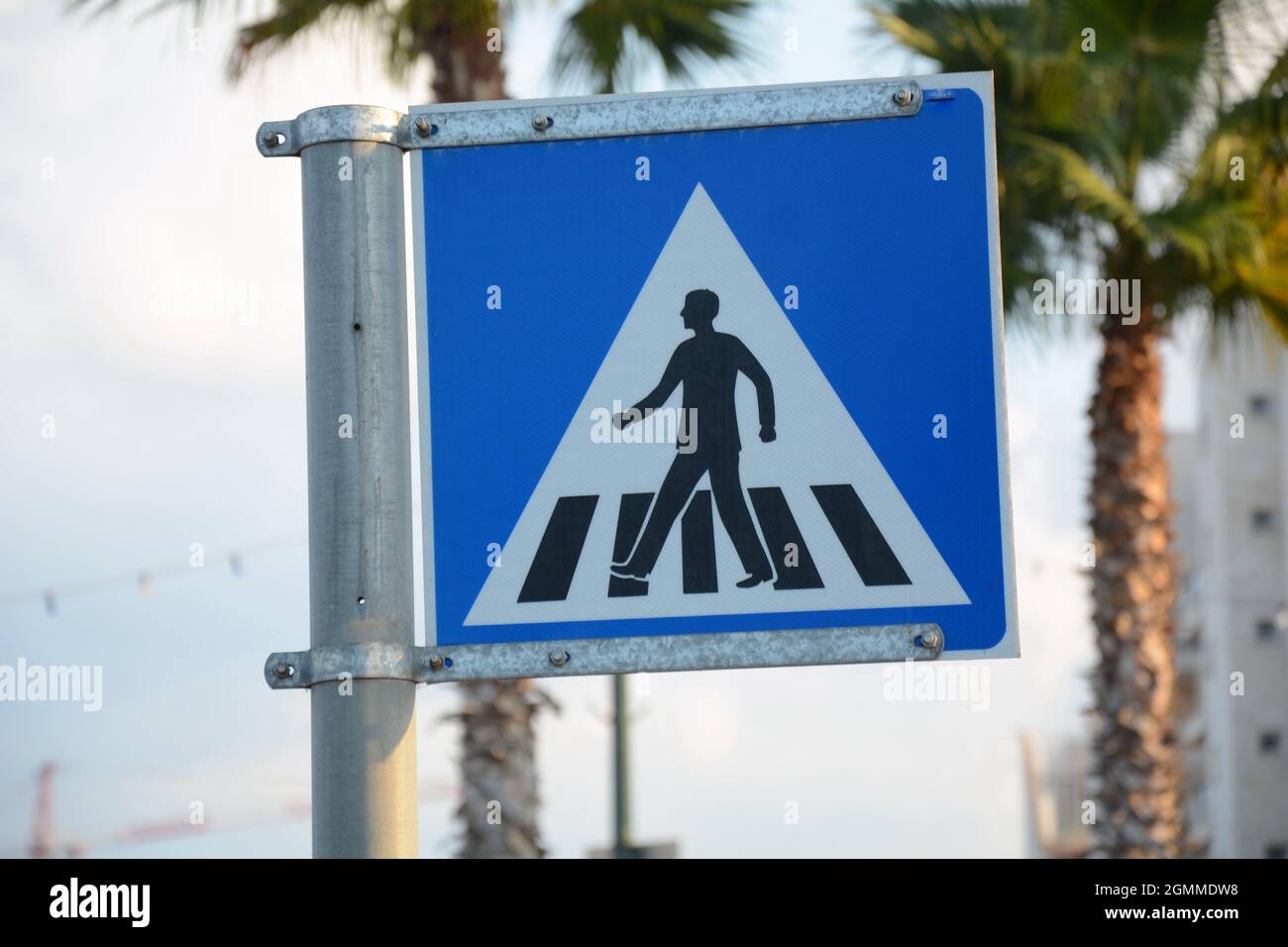 Israel pedestrian crossing sign. Road signs in Israel Stock Photo - Alamy