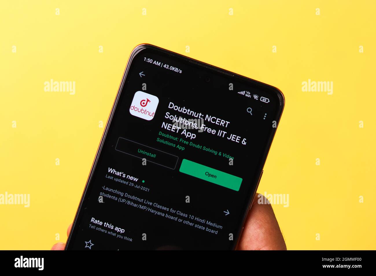West Bangal, India - August 21, 2021 : Doubtnut logo on phone screen ...