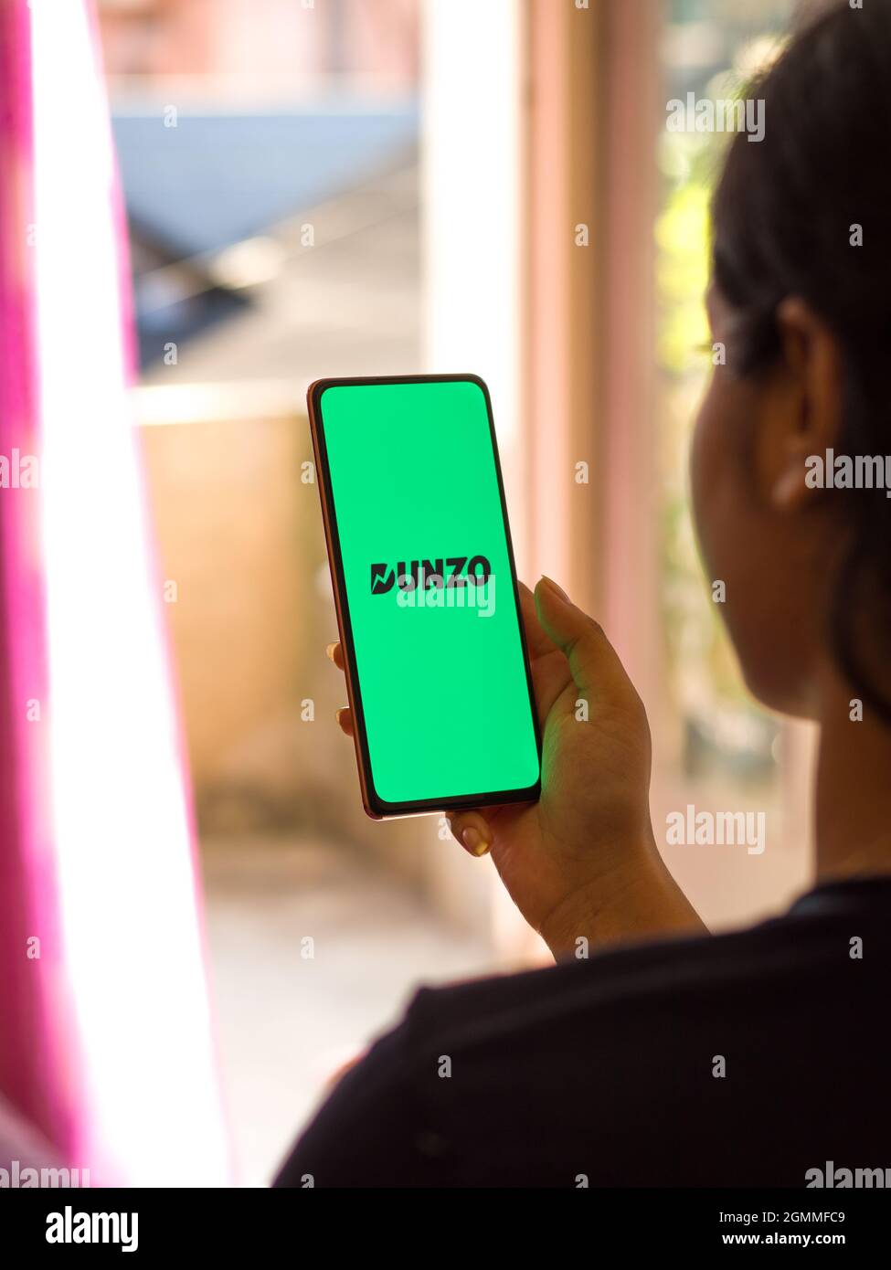 Dunzo logo hi-res stock photography and images - Alamy