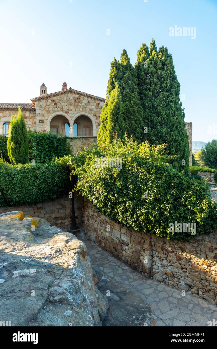 Old streets and buildings of the historic center of Girona, Spain Stock ...
