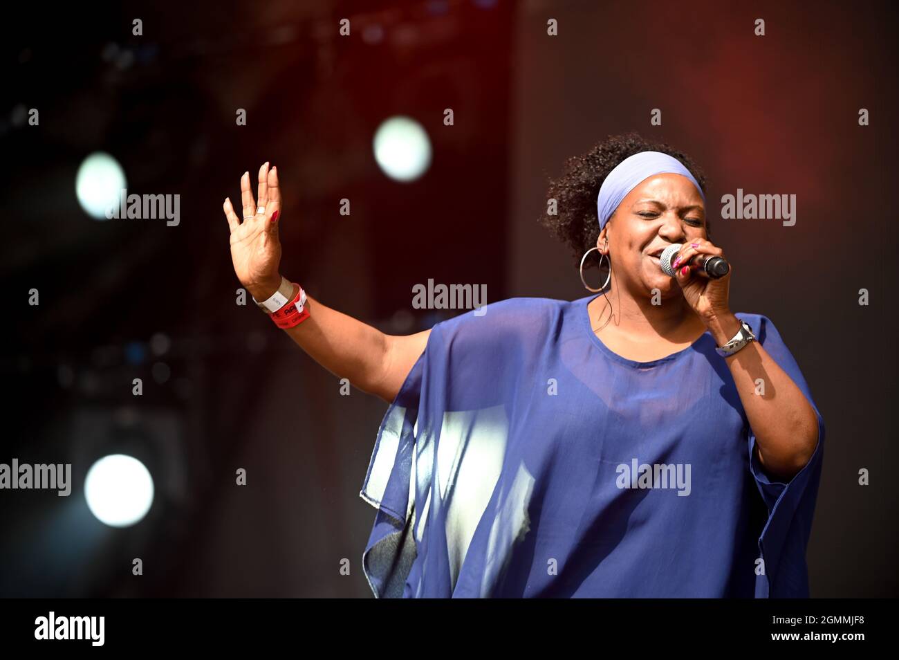 Angie singer hi-res stock photography and images - Alamy