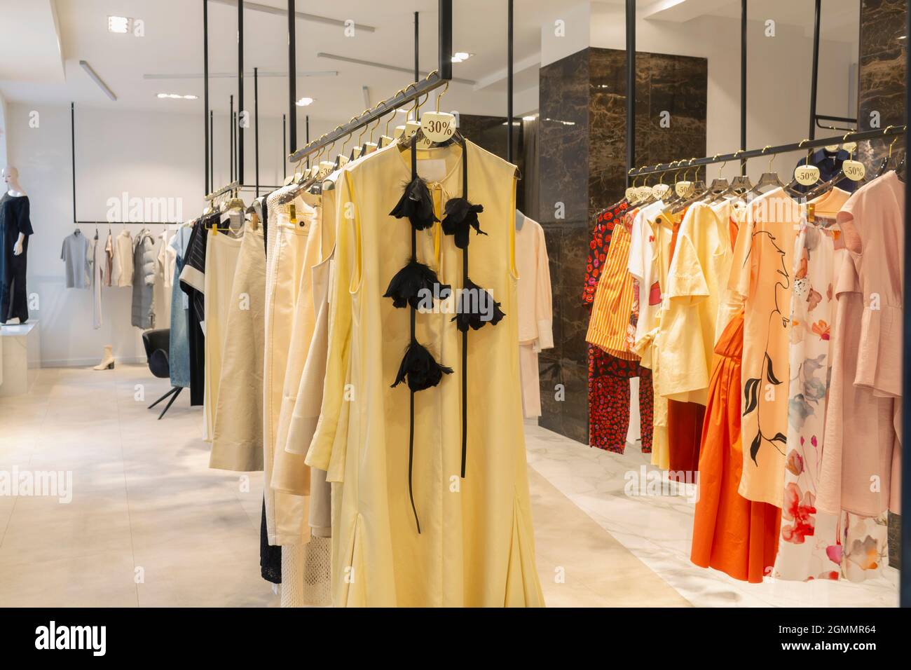 Racks of clothing store hi-res stock photography and images - Alamy