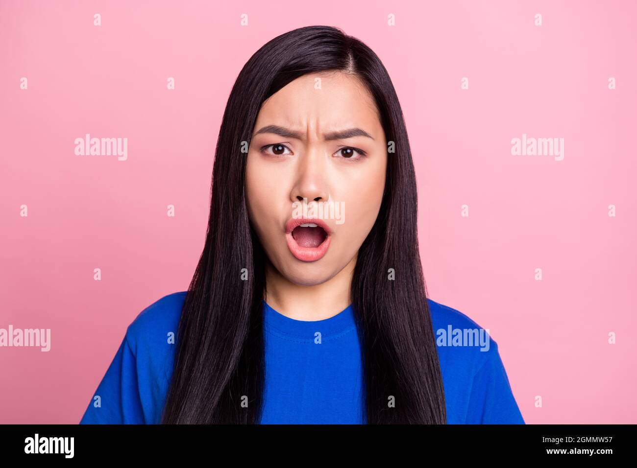 Photo of amazed shocked young unhappy woman reaction face news ...