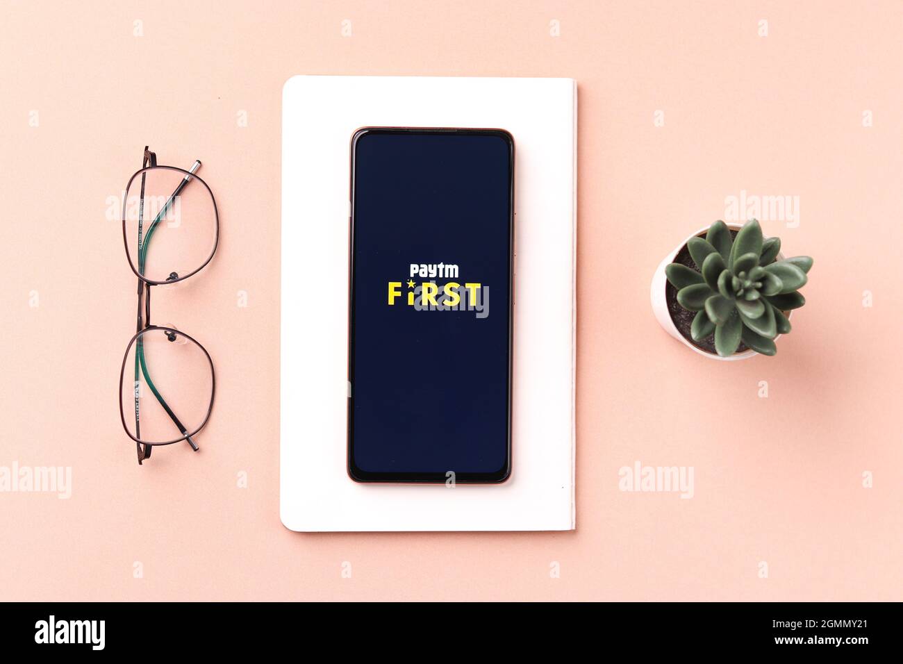 Paytm first hi-res stock photography and images - Alamy