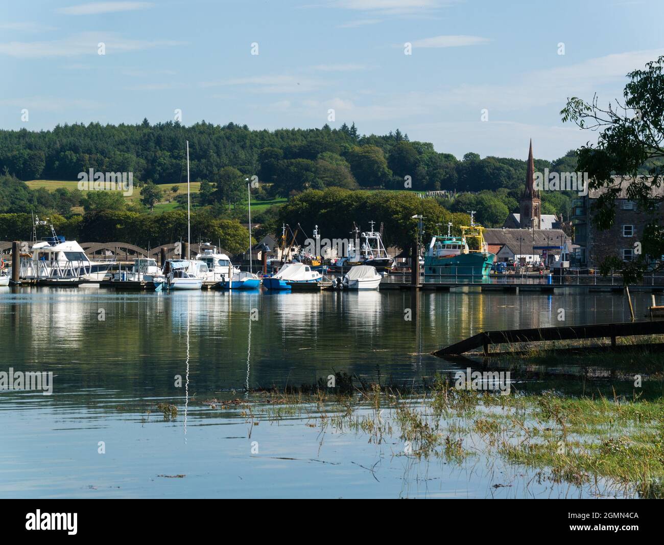 View across harbour of kirkcudbright hi-res stock photography and ...