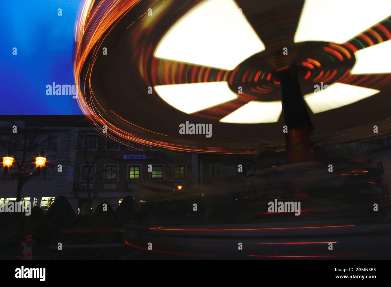 Fun fair roundabout hi-res stock photography and images - Alamy