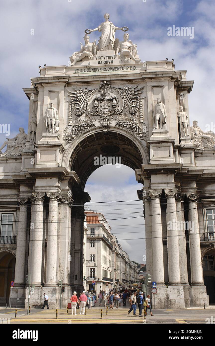 Rua augusta lisboa hi-res stock photography and images - Alamy
