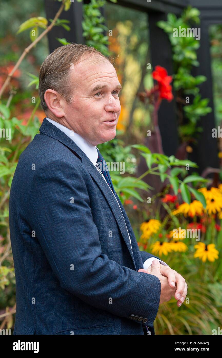 Defra environment minister rebecca pow hi-res stock photography and ...