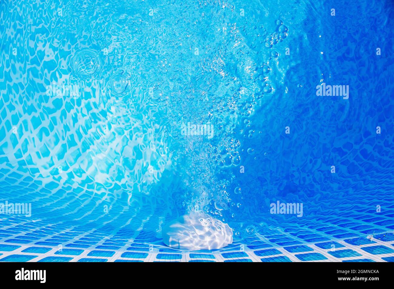 Swimming pool pipe technology. Water filtration Stock Photo - Alamy