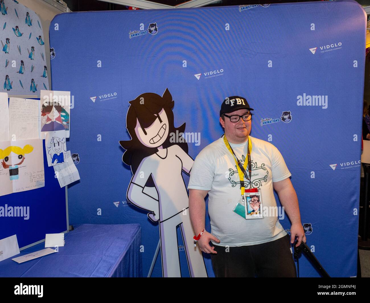 Vidcon hi-res stock photography and images - Alamy