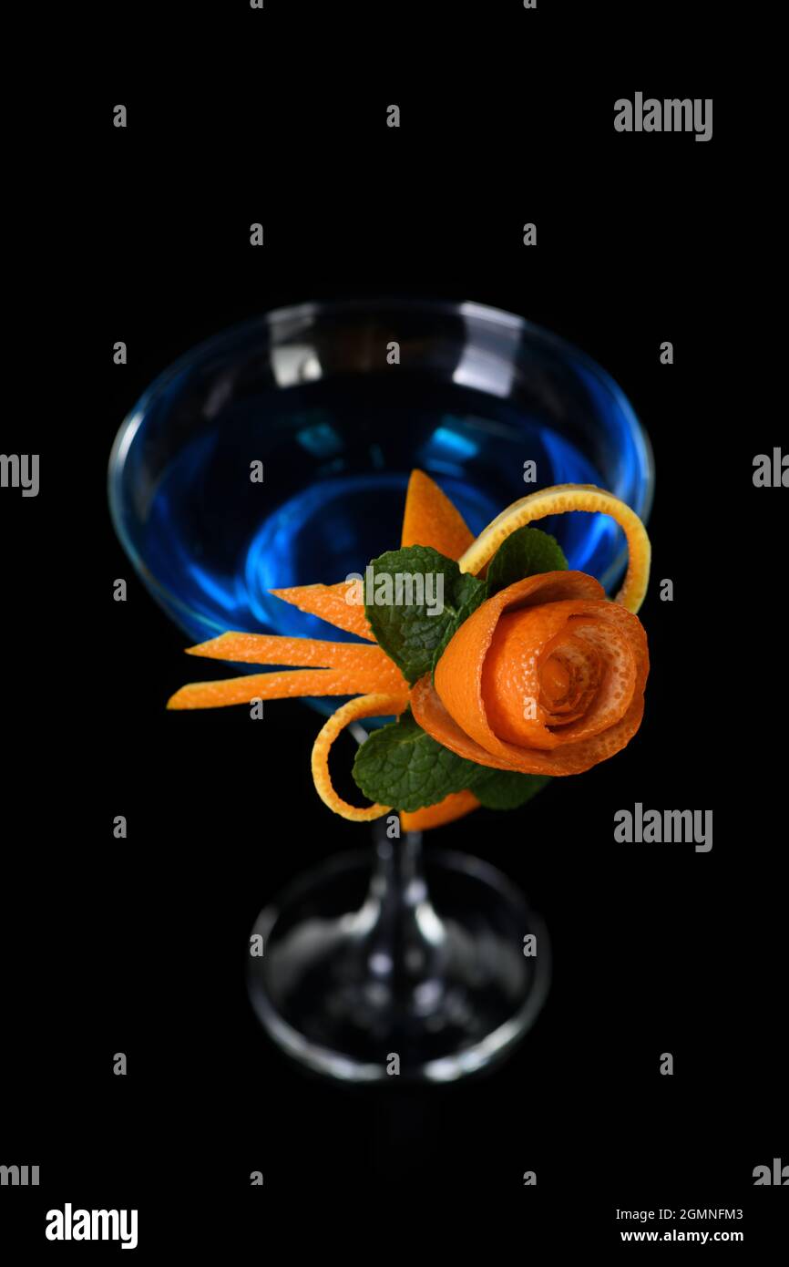 Art in orange- fruits carving. How to make to citrus garnish design for ...