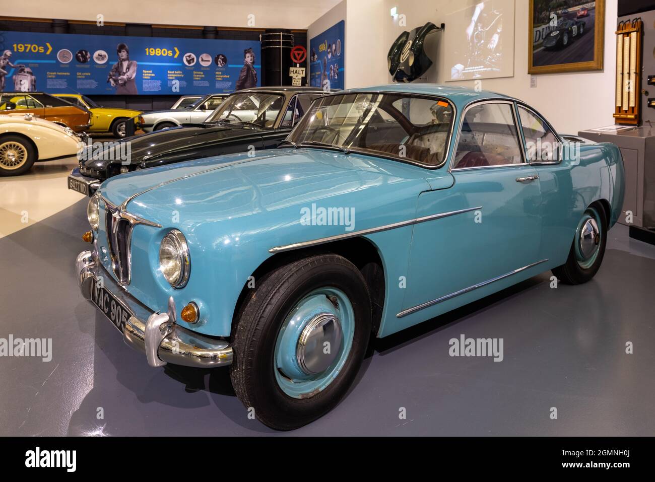 1956 Rover T3 Gas Turbine Coupé 'VAC 905'on display at the British ...