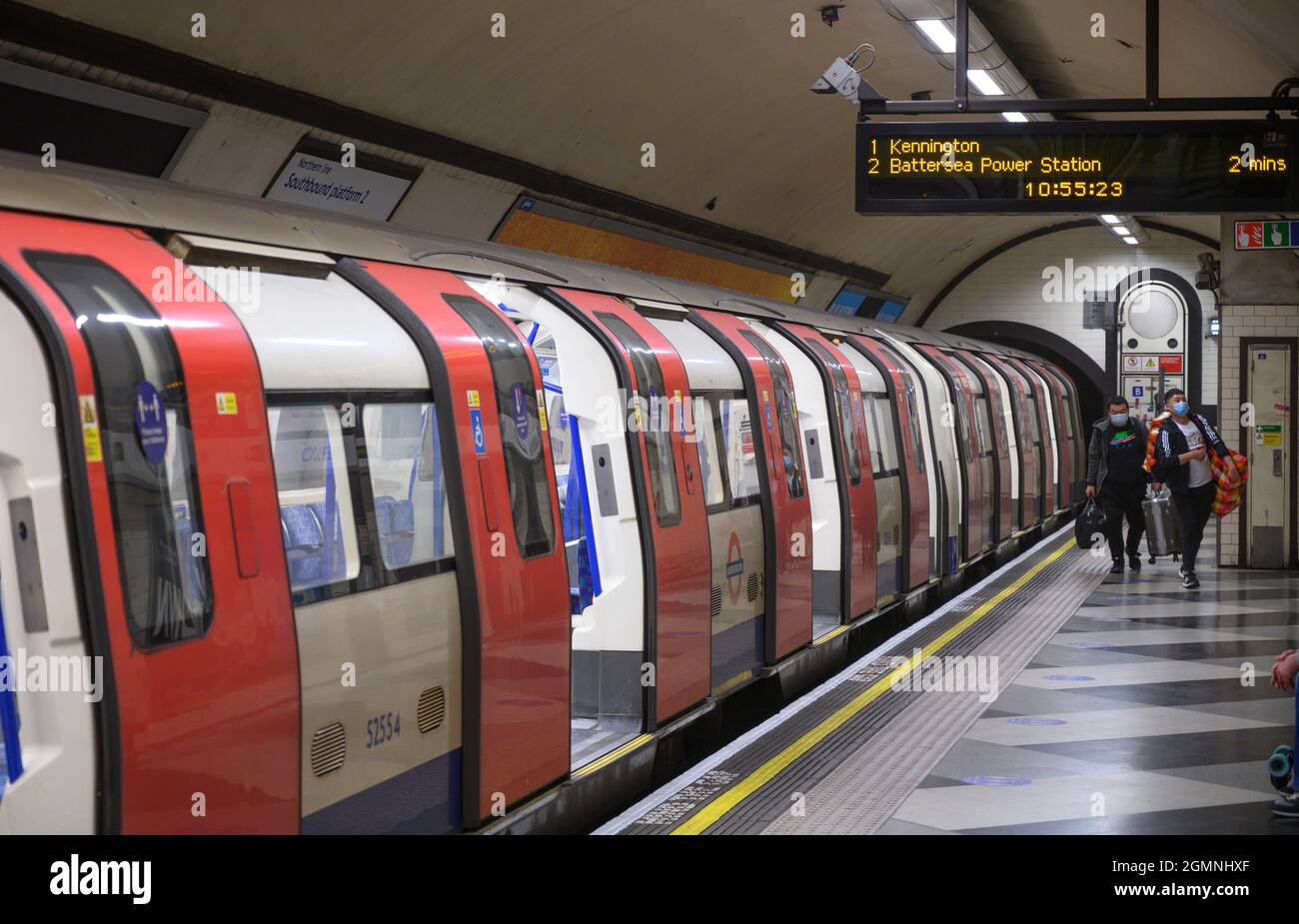 Branch of the northern line london underground network hi-res stock ...