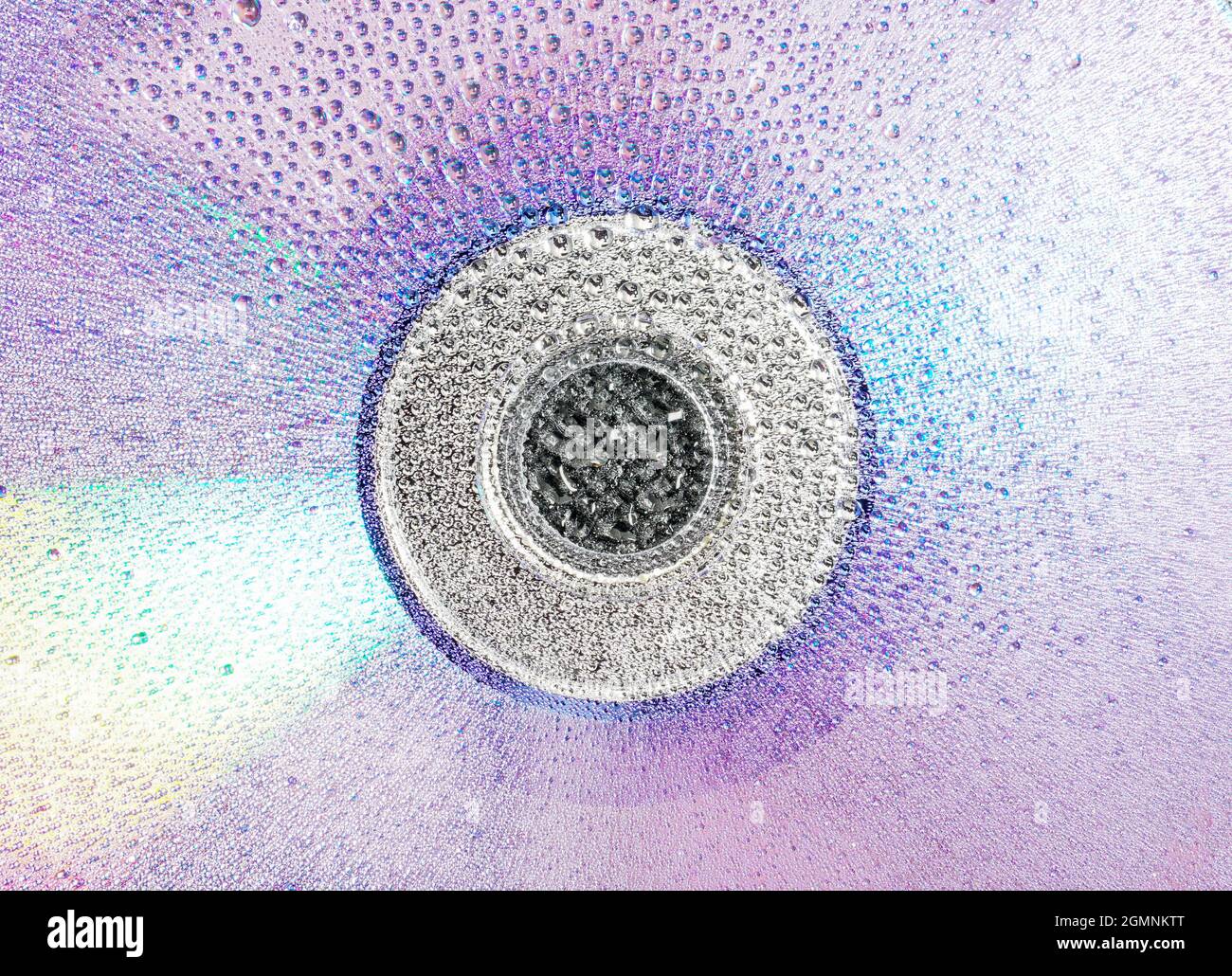 Disc drops hi-res stock photography and images - Alamy