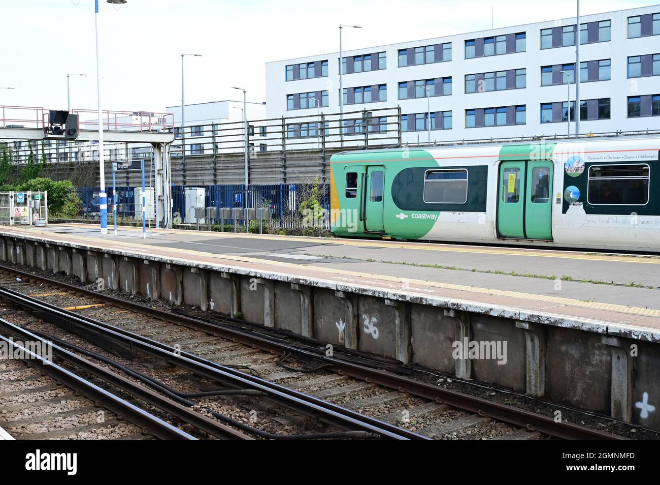 Class 313 hi-res stock photography and images - Alamy