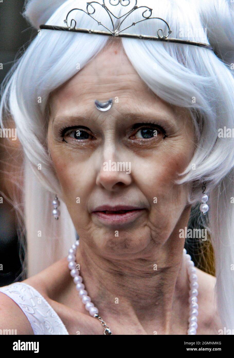A diamond on her forehead Stock Photo - Alamy