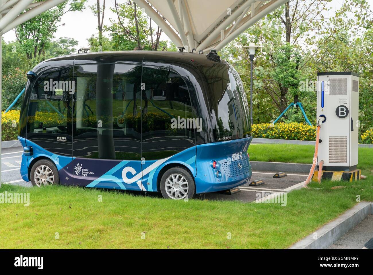 China chongqing bus hi-res stock photography and images - Alamy