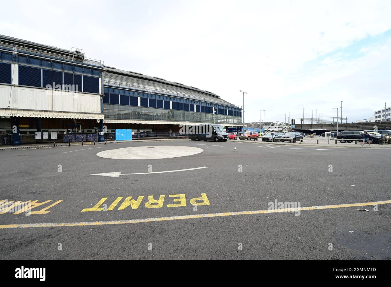 Brighton station taxi hi-res stock photography and images - Alamy