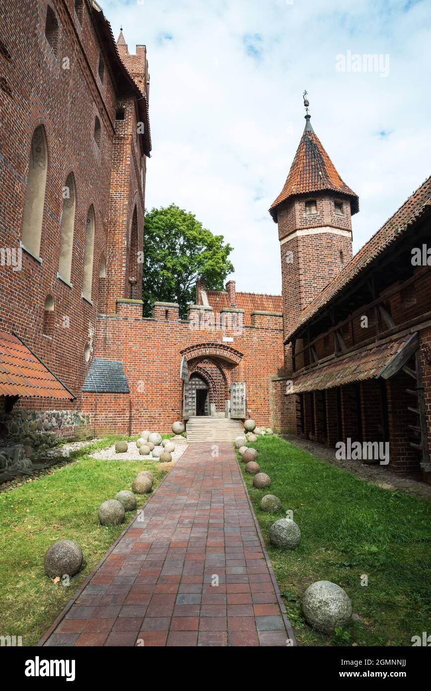 Teutonic castle (14th century) in Malbork, Poland Stock Photo - Alamy