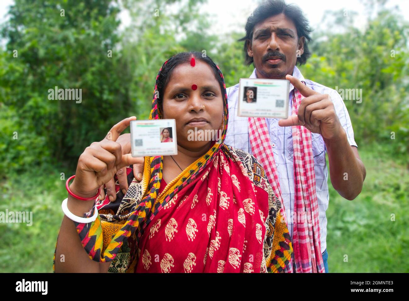 Aadhaar card hi-res stock photography and images - Alamy