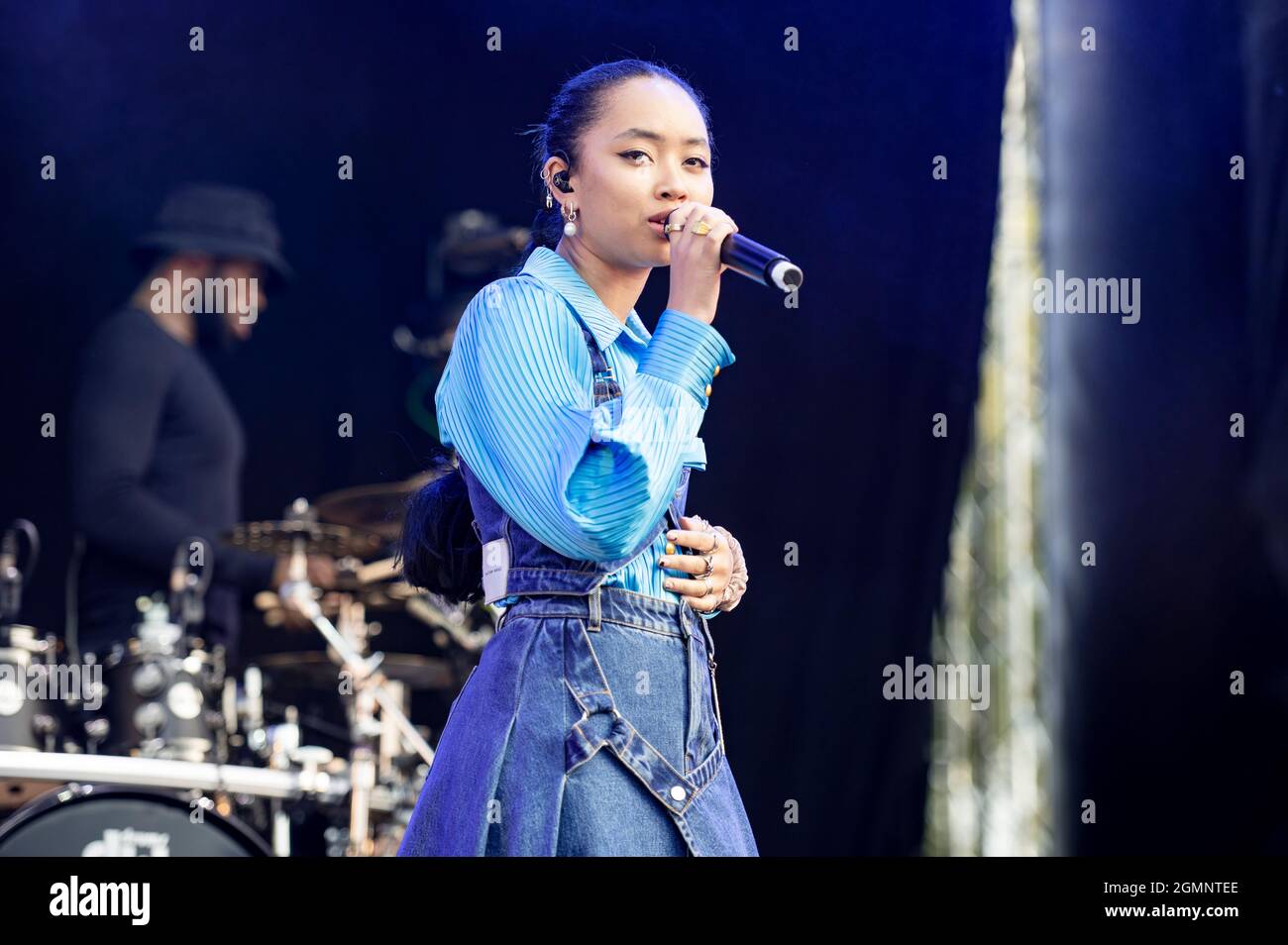Glasgow, UK. 10th September 2021. Singer songwiter Sarah Faith ...