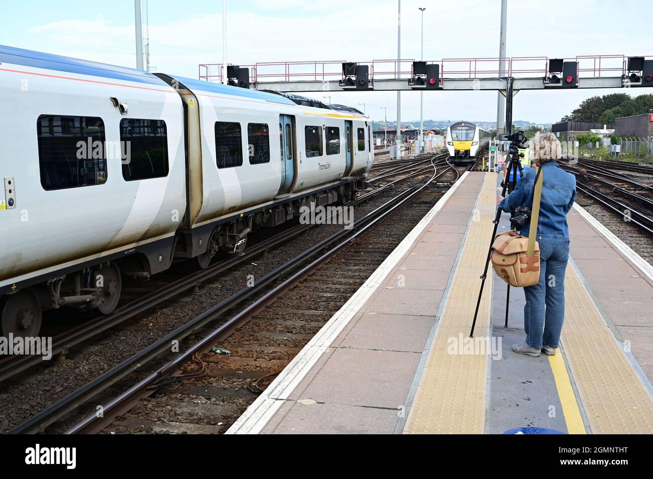Thameslink class 700 trains at Brighton station Stock Photo - Alamy
