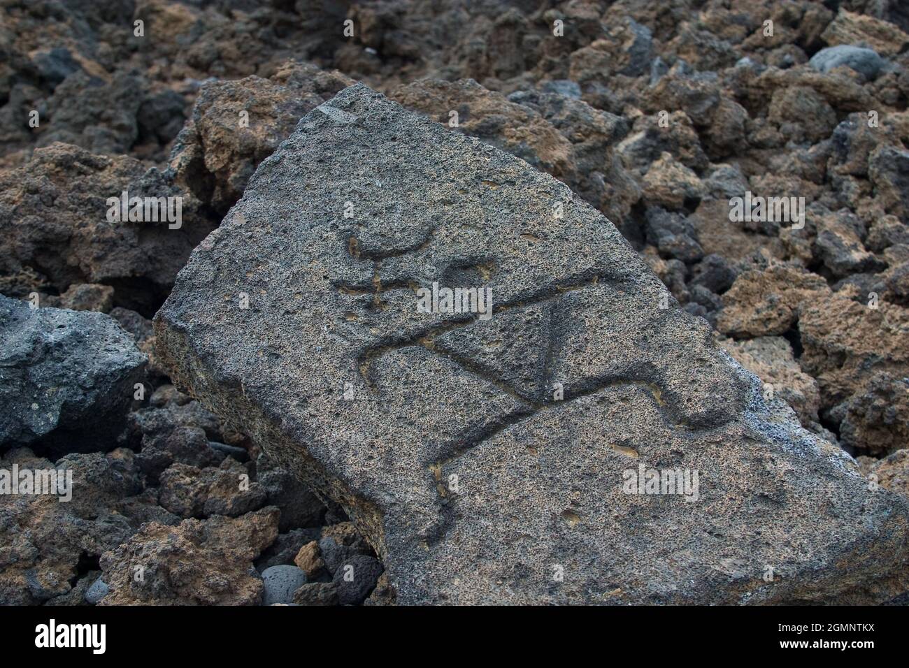 Hawaiian stone art hi-res stock photography and images - Alamy