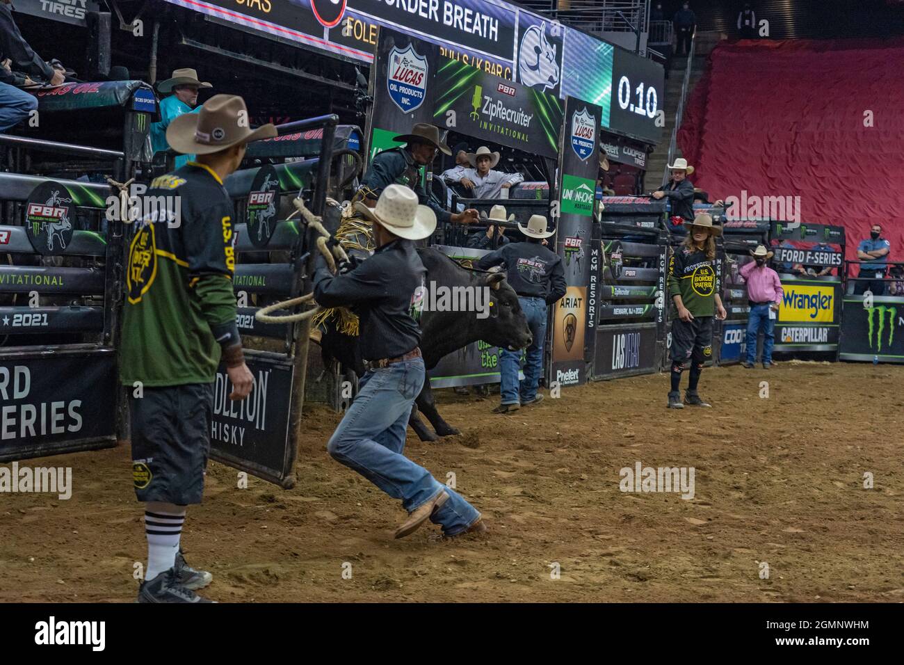 NEWARK, NJ - SEPTEMBER 18: Lucas Divino rides Border Breath during the ...