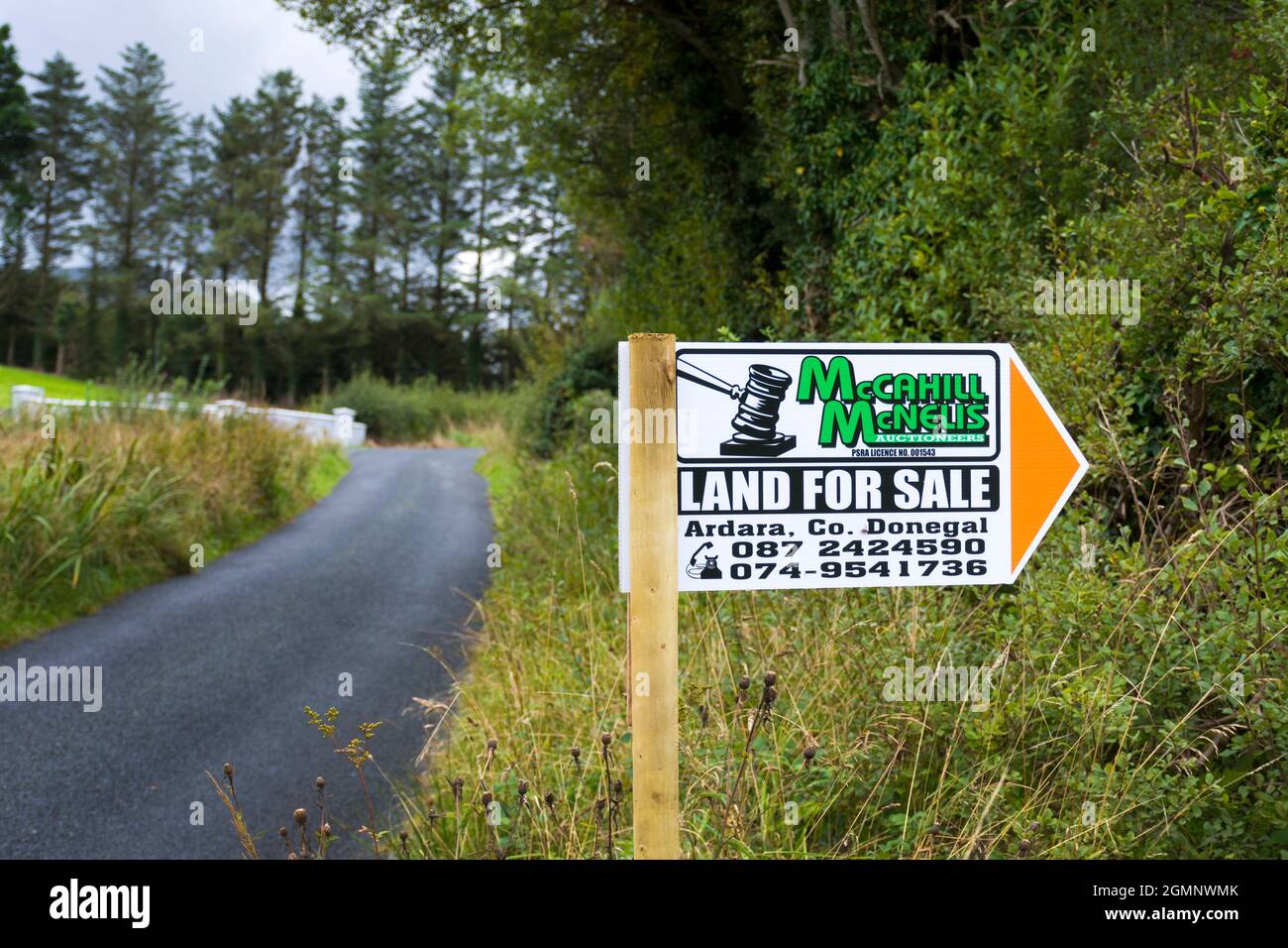 Planning permission and signage hi-res stock photography and images - Alamy