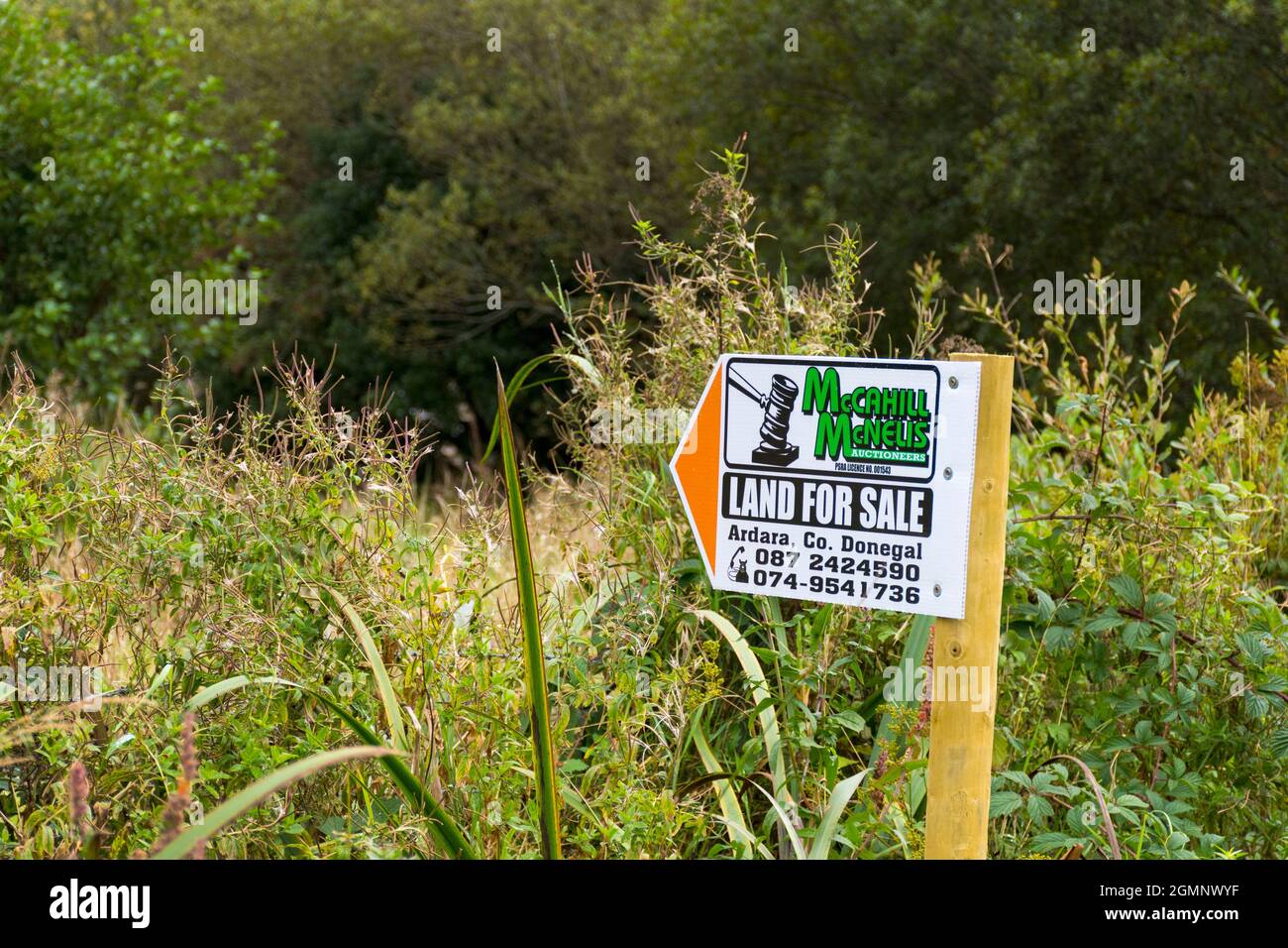 Planning permission and signage hi-res stock photography and images - Alamy