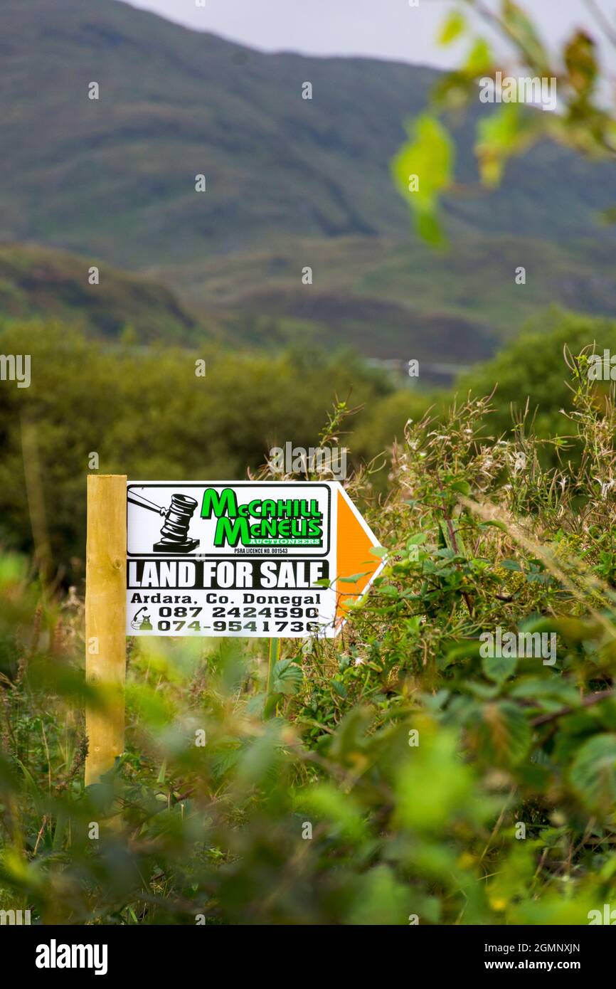 Planning permission and signage hi-res stock photography and images - Alamy