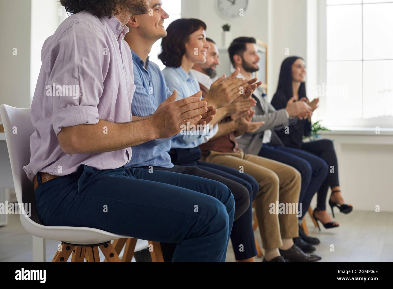 Business people applaud training hi-res stock photography and images ...