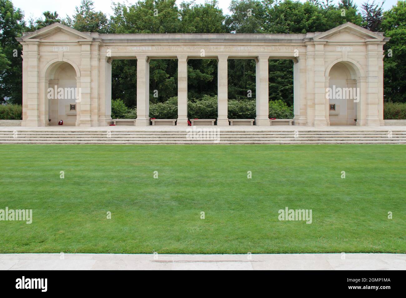 Colonne militaire hi-res stock photography and images - Alamy