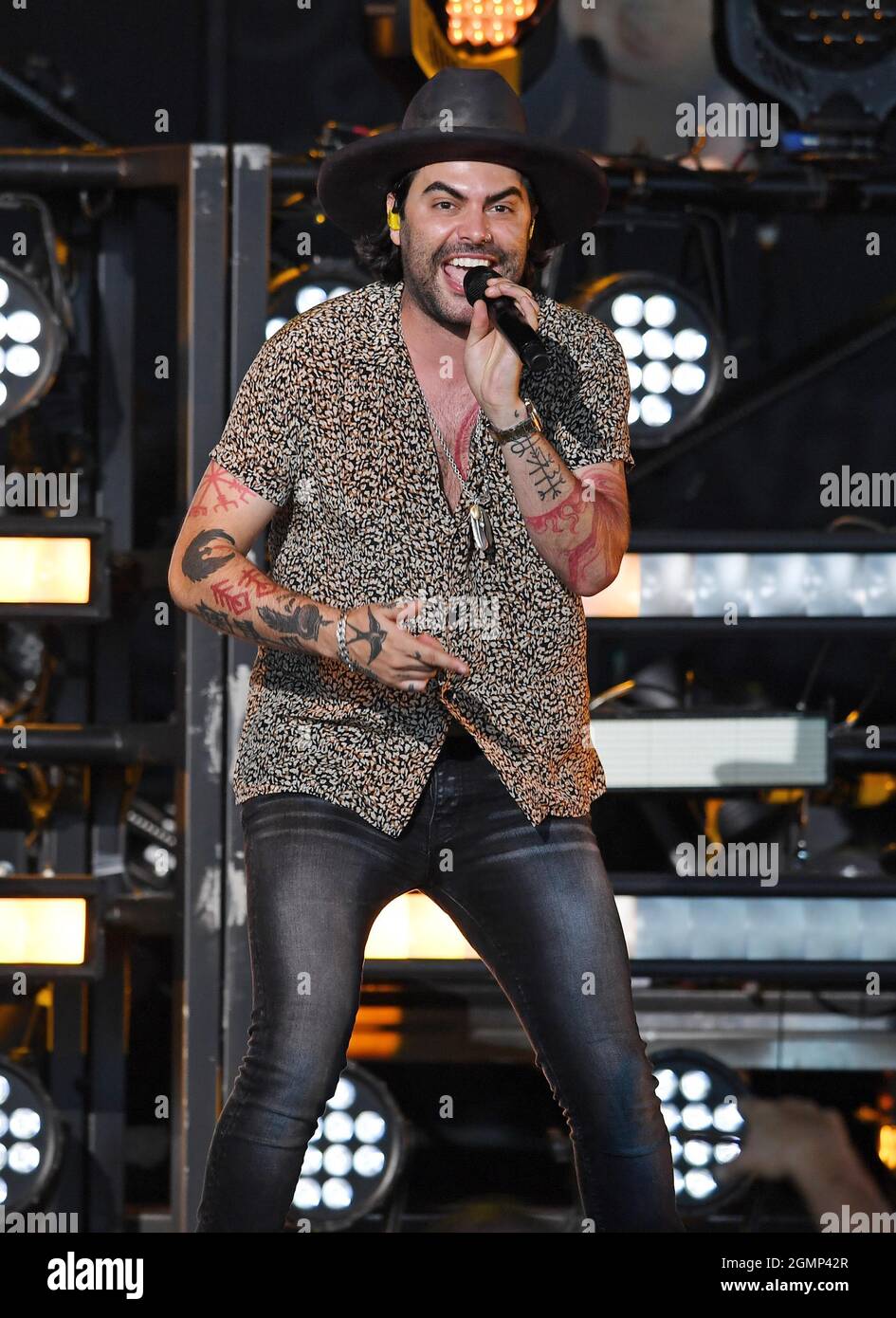 West Palm Beach - FL - 20210821-Niko Moon and Carly Pearce Perform at ...