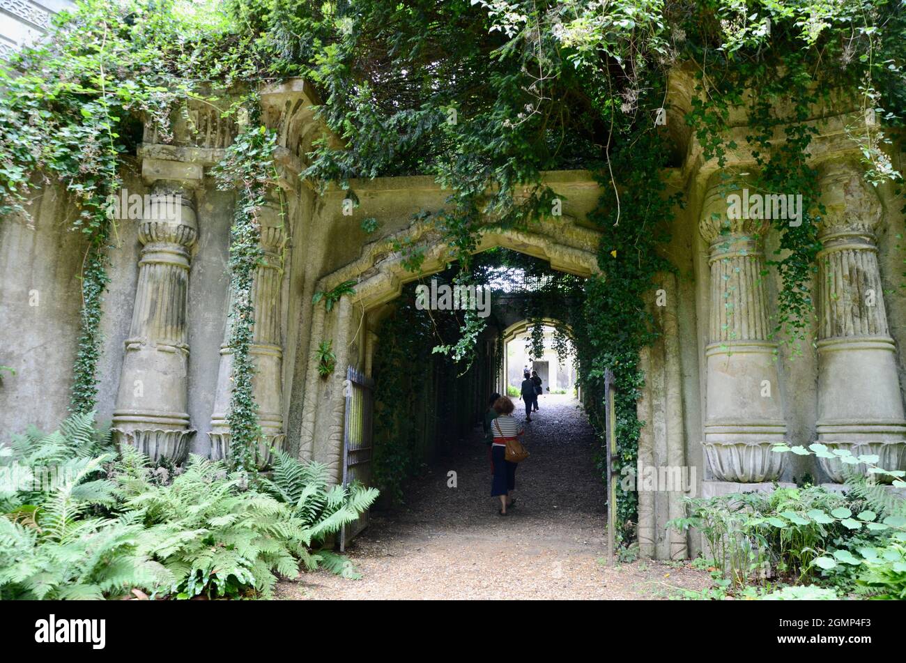 England the egyptian avenue hi-res stock photography and images - Alamy
