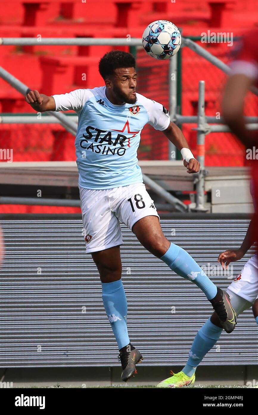 ANTWERPEN, BELGIE - SEPTEMBER 19: Poaty Morgan Paul of RFC Seraing ...
