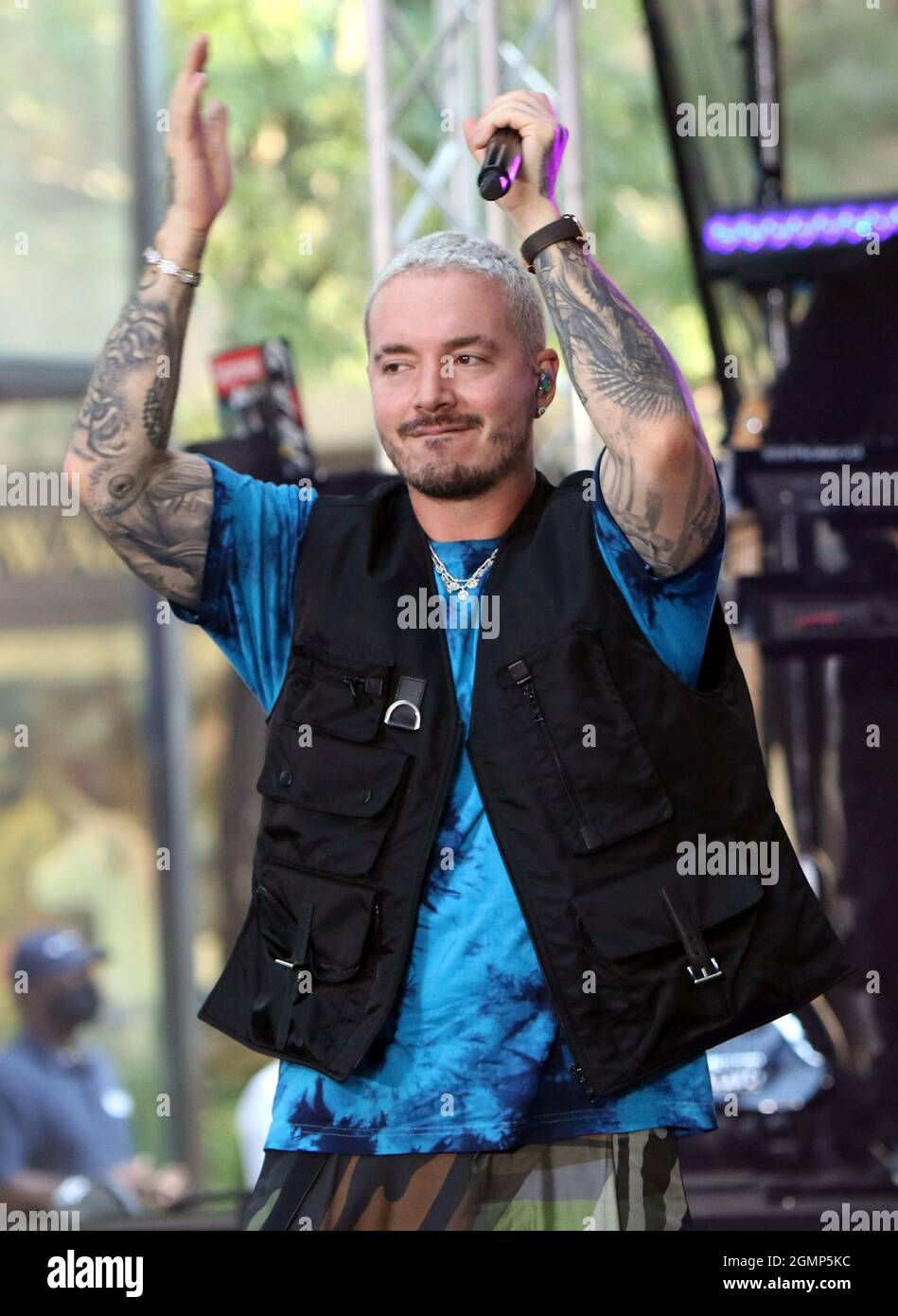 New York - NY - 20210827 J Balvin performs on stage at the Today Show ...