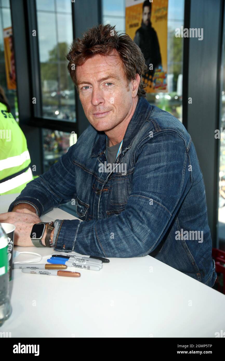 Toby stehens james bond hi-res stock photography and images - Alamy