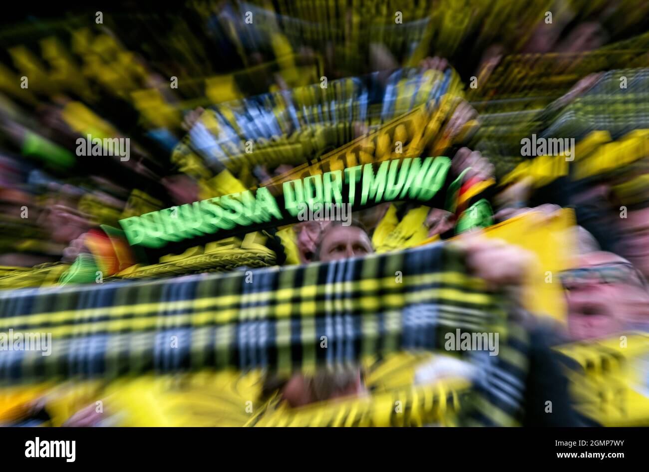 Bundesliga, Signal Iduna Park Dortmund: Bor. Dortmund vs FC Union ...