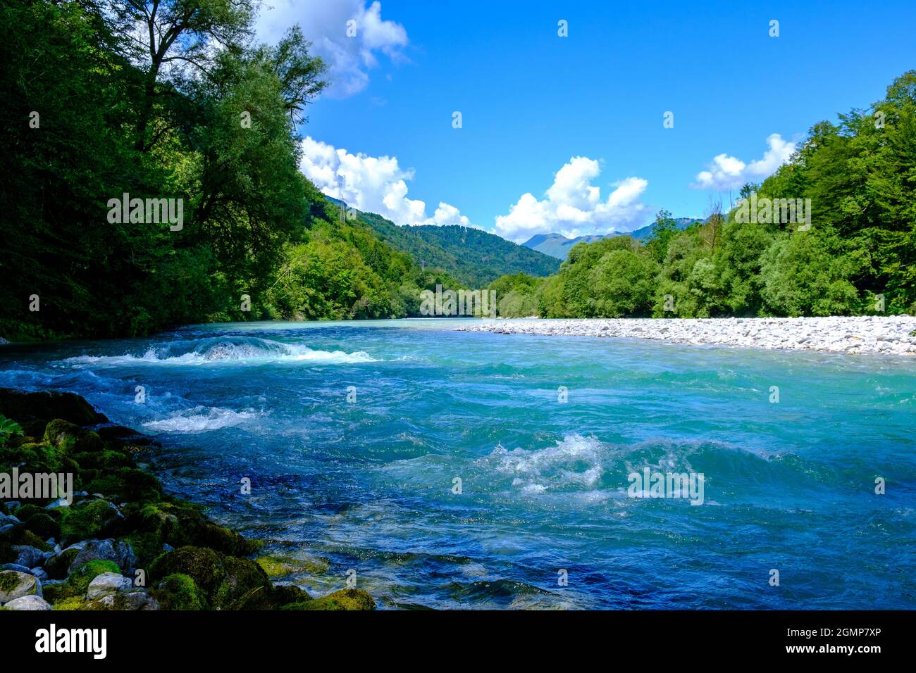 Turquoise river flow hi-res stock photography and images - Alamy